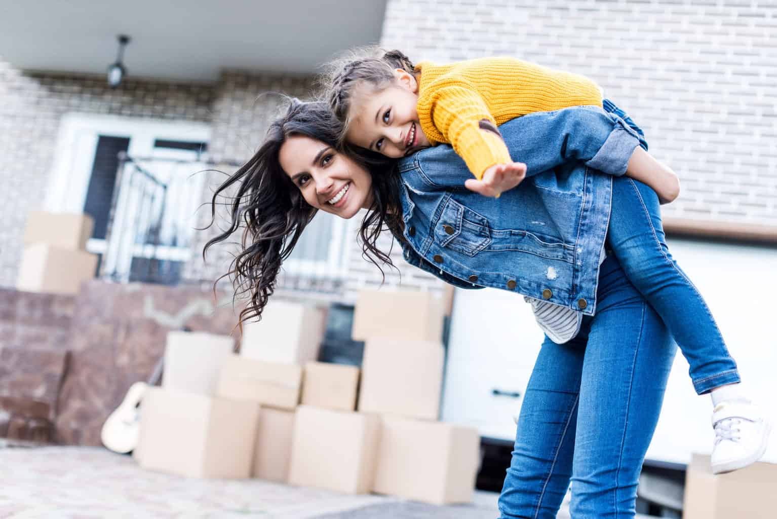 How to Keep your Sanity while Moving as a Single Mom - Single Mama Survival